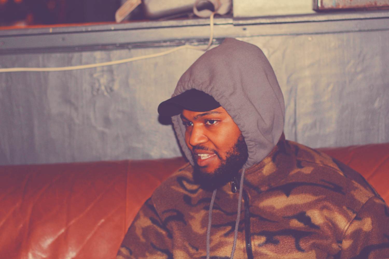 INTERVIEW – RAZ SIMONE – Black Square